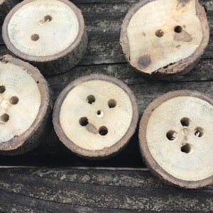 Set of Four Wood Buttons, 1 Inch Buttons, Live Edge Buttons, Natural ...