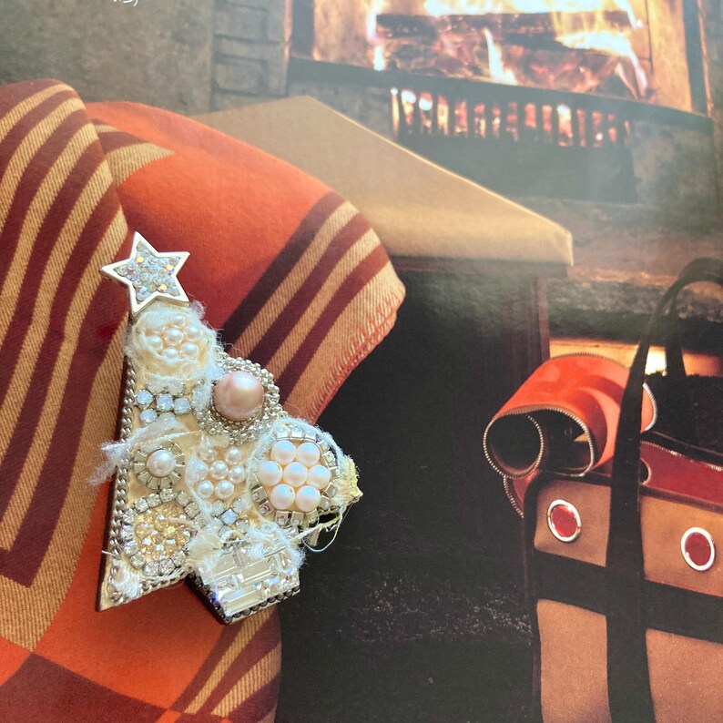 Christmas Tree Brooch - Etsy