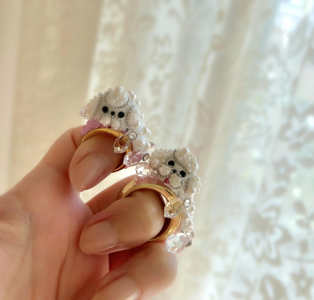 Staring Toy Poodle Ring the Arms and Legs Move! Glass Toy Poodle Ring ...