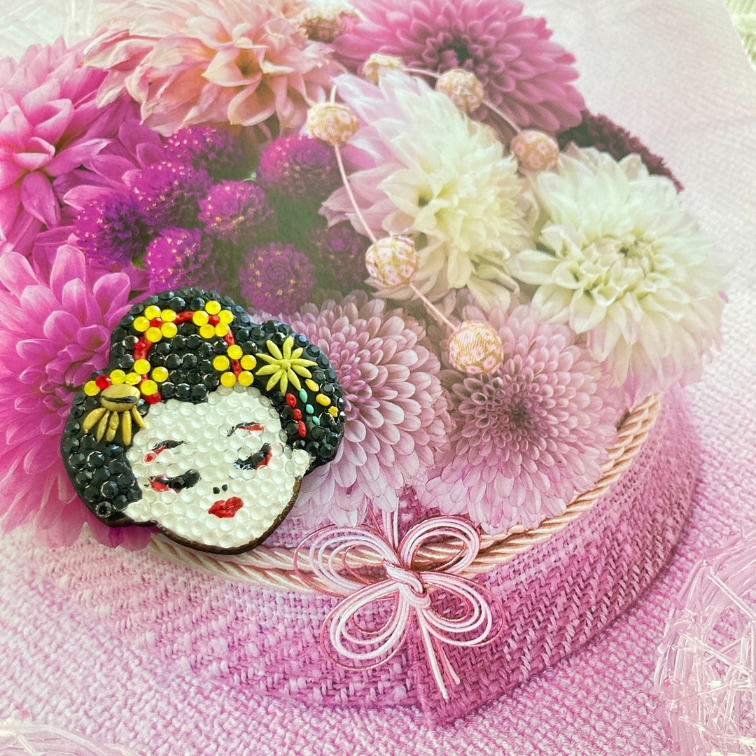 Upcycle Bamboo Geisya Broochー Love Kyoto , Japan Fan ,inspired by Kyoto ...