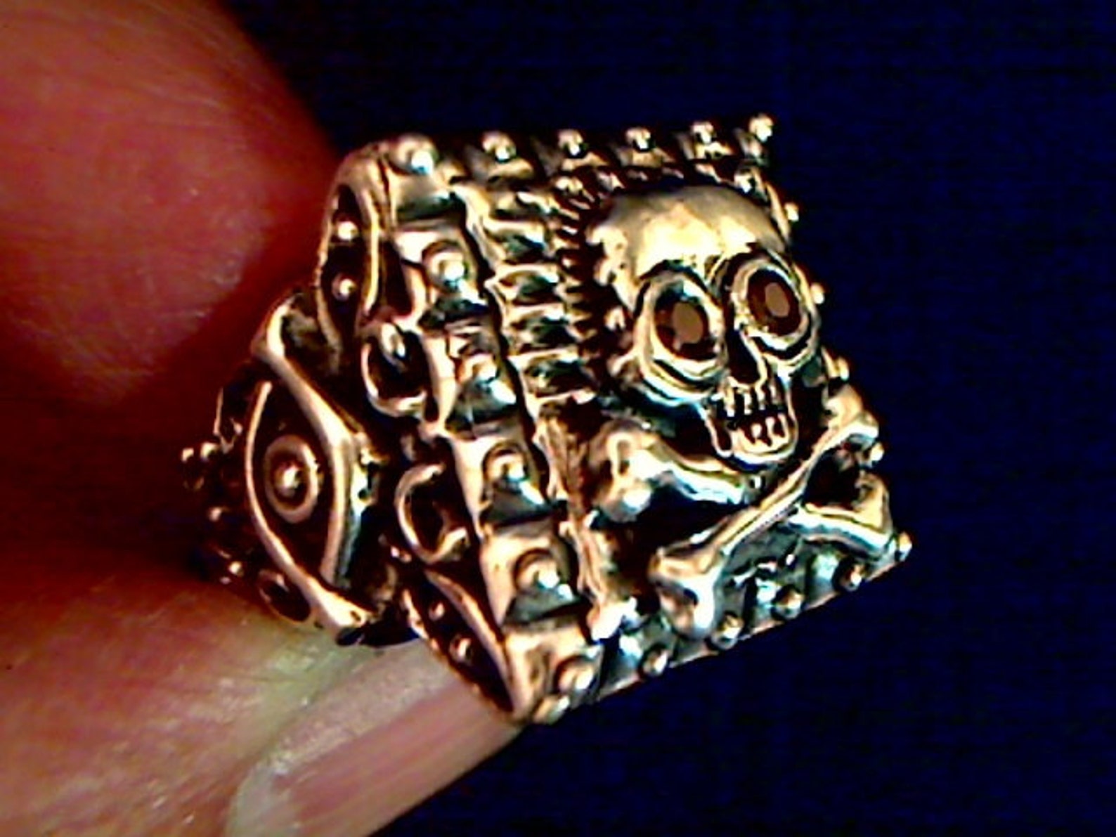 Tita's Pirate Ring Ruby Eyes Skull and Crossbones - Etsy
