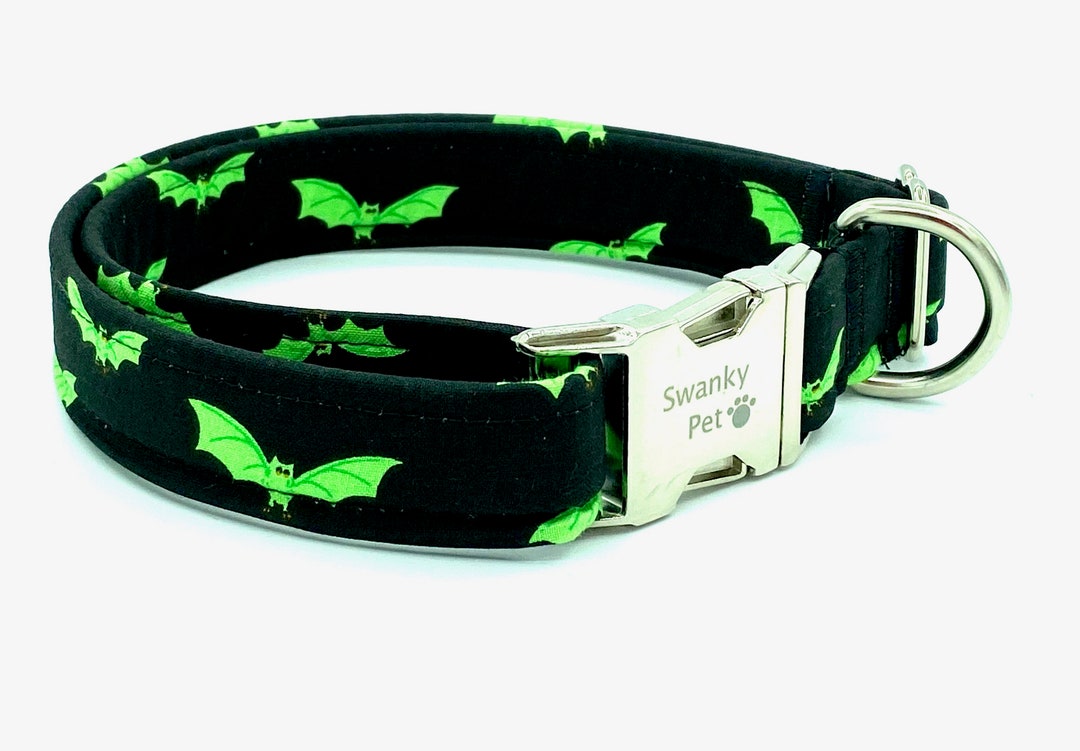 Batty - Stylish Nightmare Halloween Dog Collar - Etsy