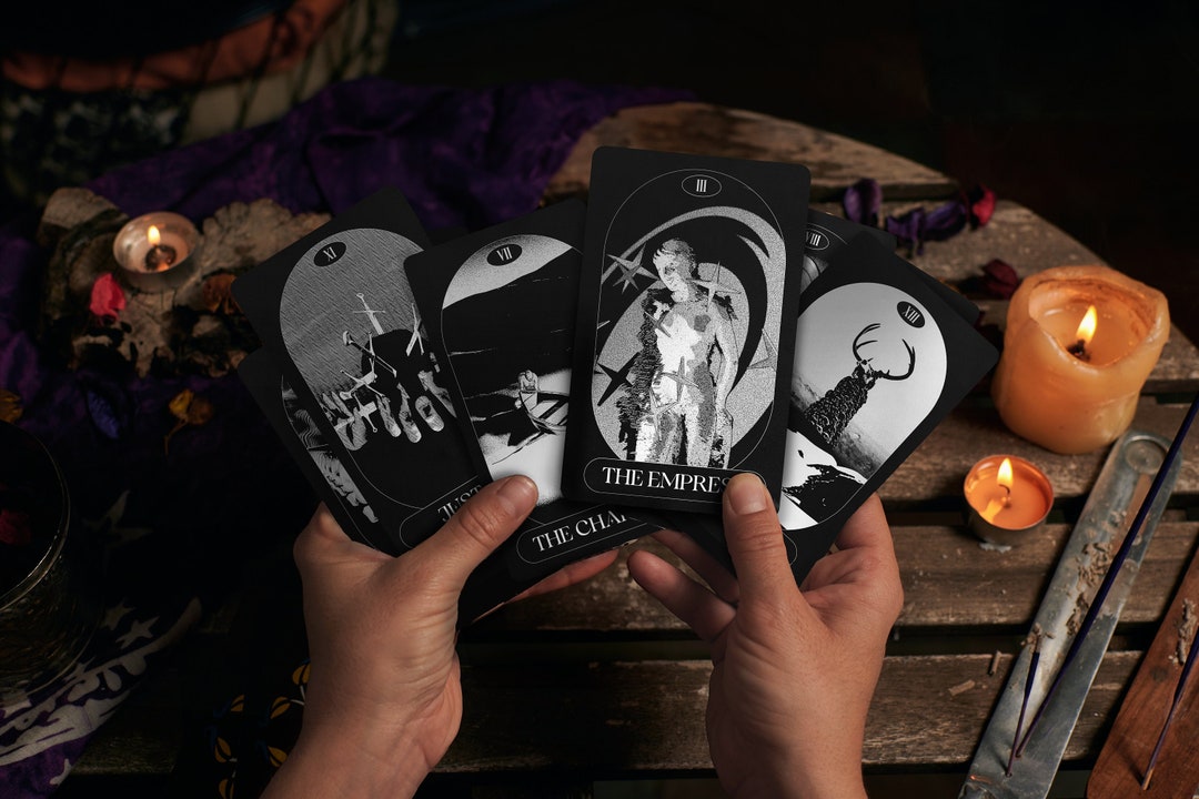 Mystic Vision Tarot. A Black and White Major Arcana Deck With 22 ...