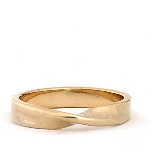 Thick Gold Mobius Ring in 14K Gold for Promise Ring Couple - Etsy