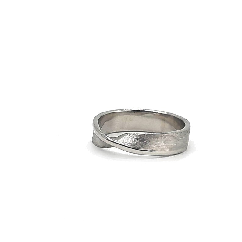 Platinum Mobius Ring - Etsy