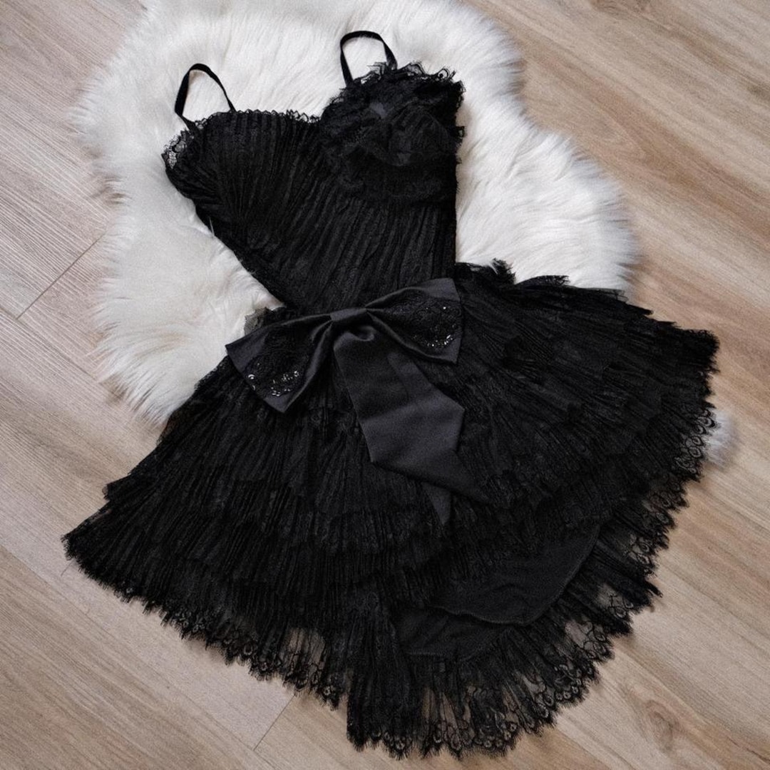 Vintage Catwalk Collection London English Designer Swan Ballerina Tutu ...
