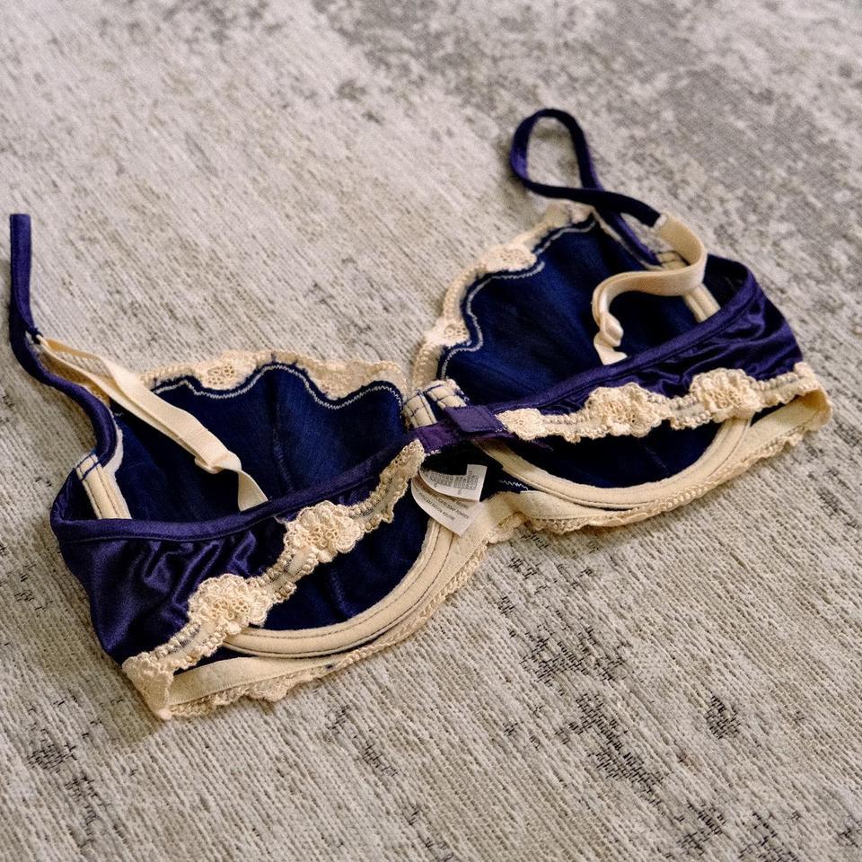 1970s La Perla Dark Blue Pleated Bra - Etsy