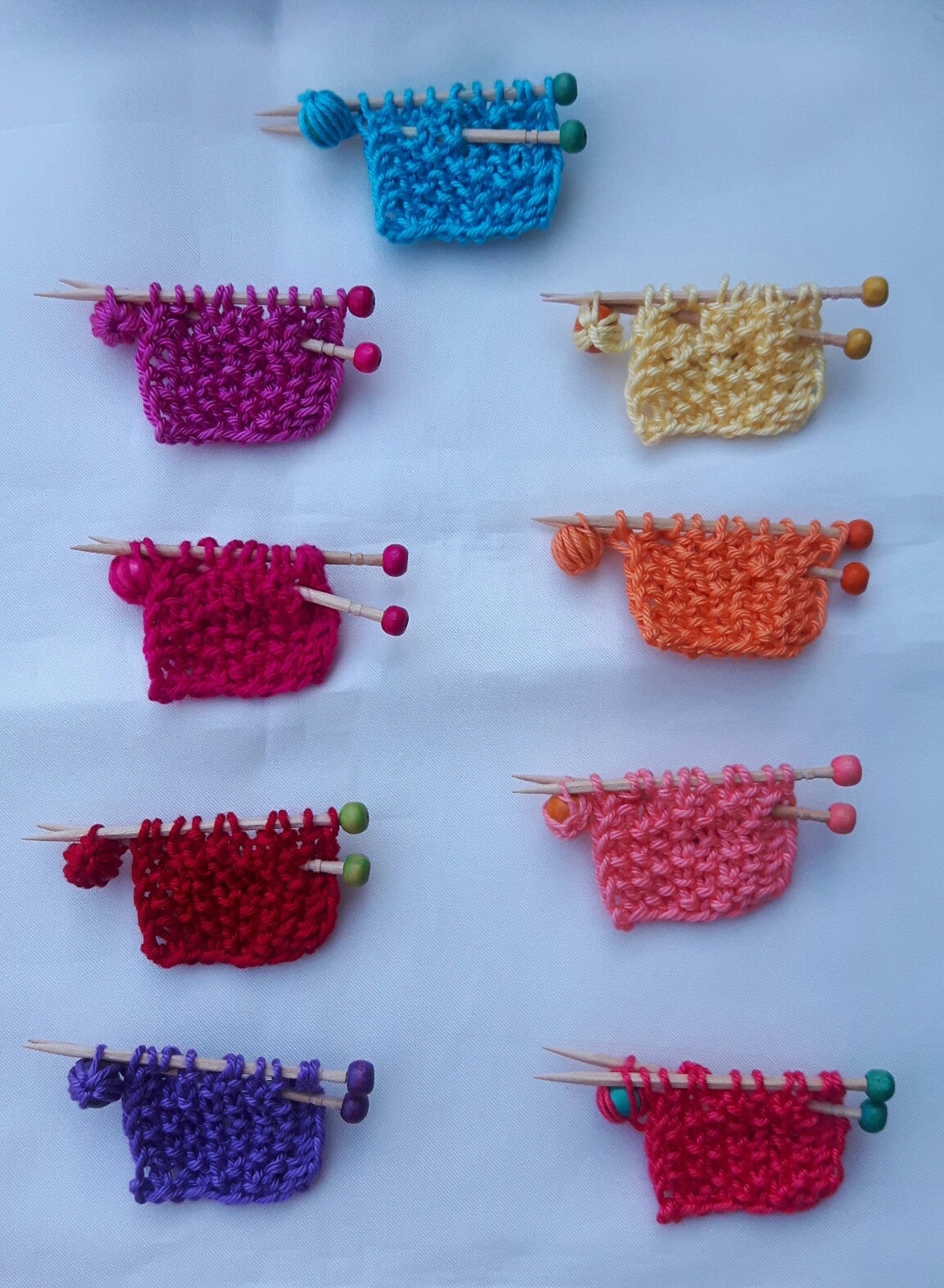 Knitting Brooch Pin With Miniature Knitting Bamboo Needles and a Yarn ...