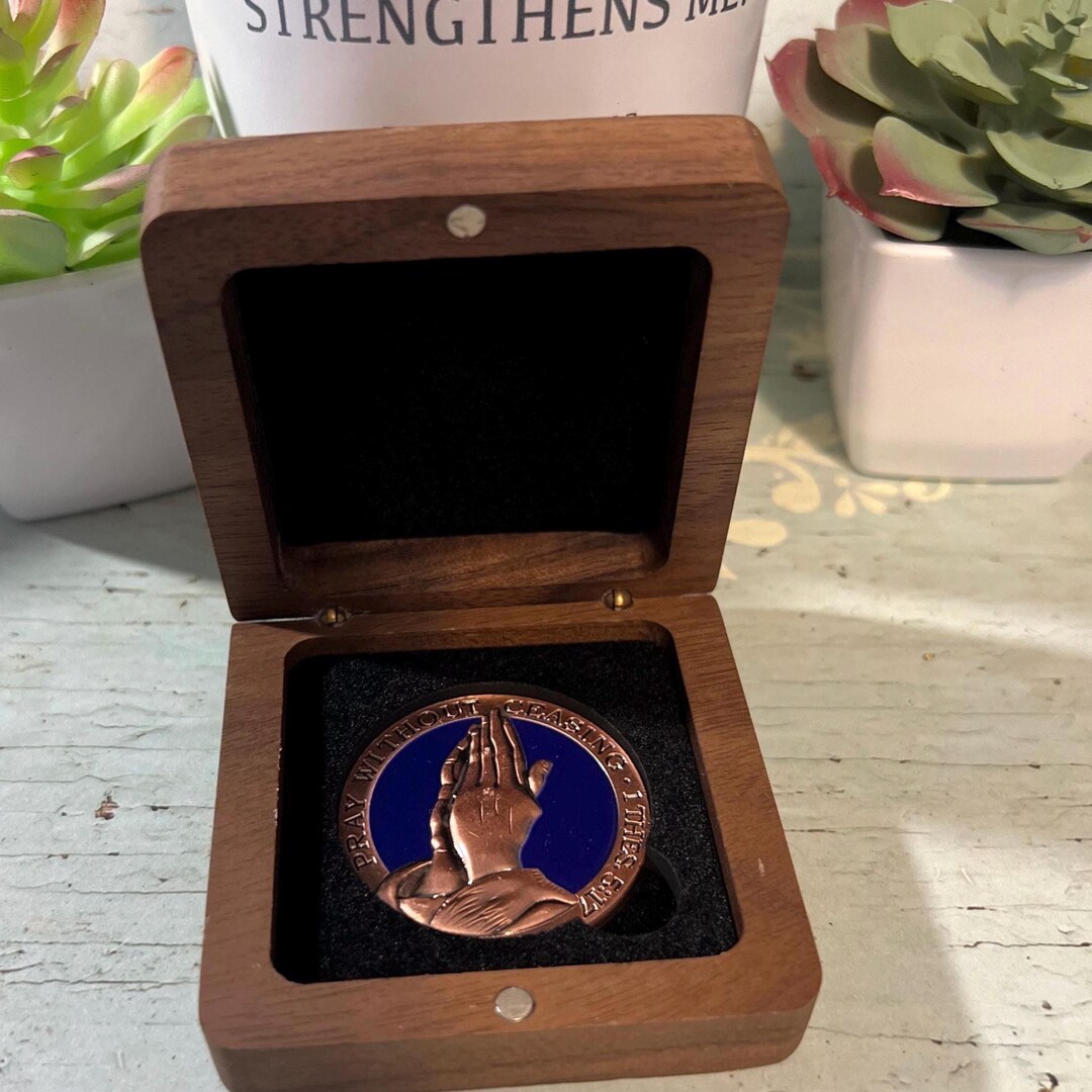 Inspirational Lord's Prayer Coin Christian Keepsake Token Praying Hands ...