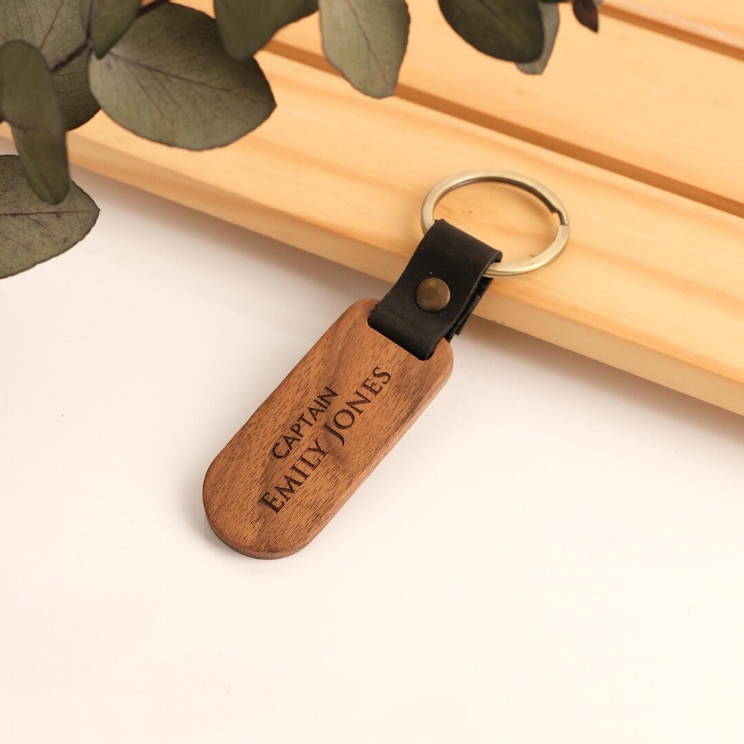 Personalized Captain Keychain: Engraved Nautical Wood & Leather Keyring ...