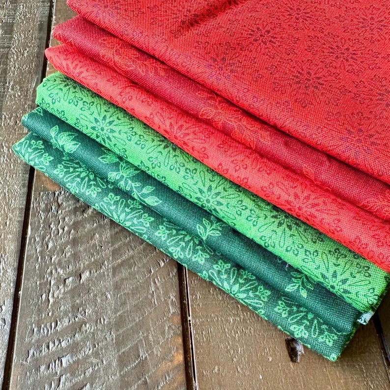 Ruby Fern by Robert Kaufman: Pre-cut Fat Quarter Bundle (6 Pieces) and Optional 2 Yard Cuts of ...