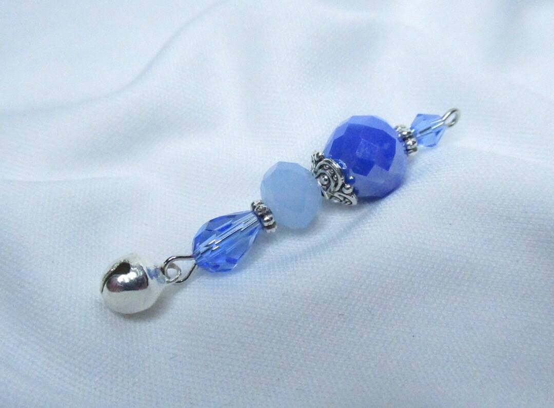 DELIGHT Periwinkle Blue and Silver Beaded Mini Christmas or Easter Tree ...