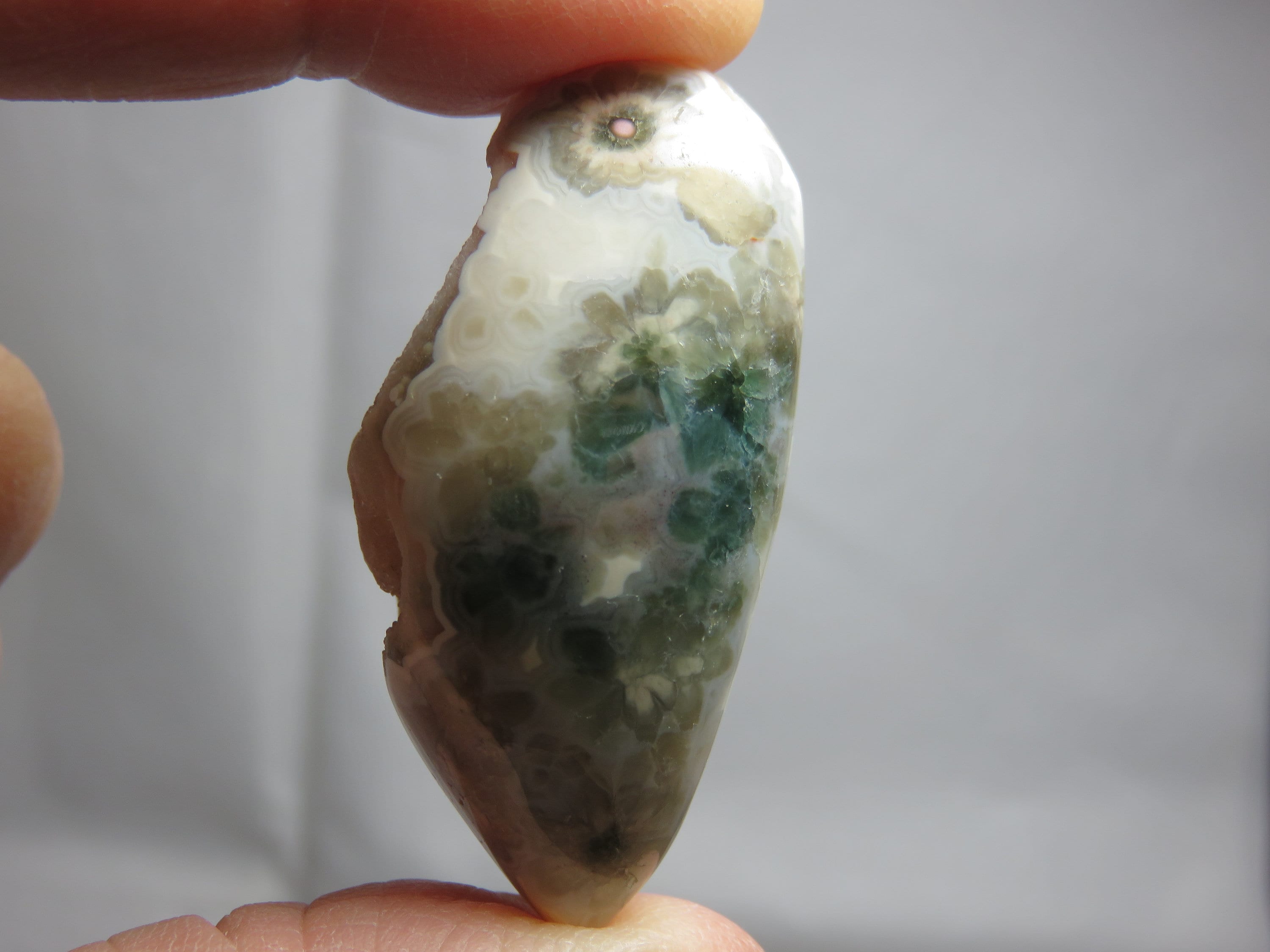 Natural Mutli-color Ocean Jasper With Eyes (orbs) and Shinning Crystals ...