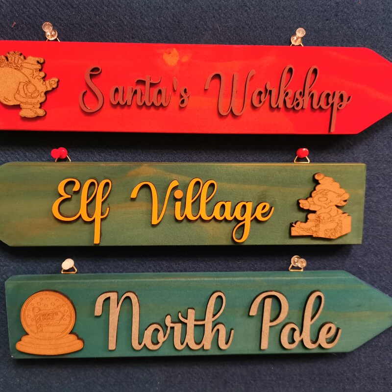 Santa This Way Sign - Etsy UK