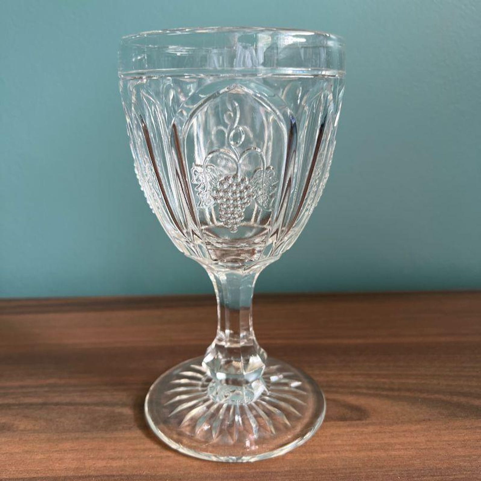 Vintage Fenton Red Cliff Goblet Clear Grapes Water Tea Wine 12 Oz - Etsy