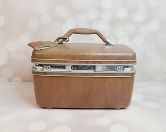 Vintage Blue Train Case by Travel Smart, Cosmetic Case, Vintage Luggage ...