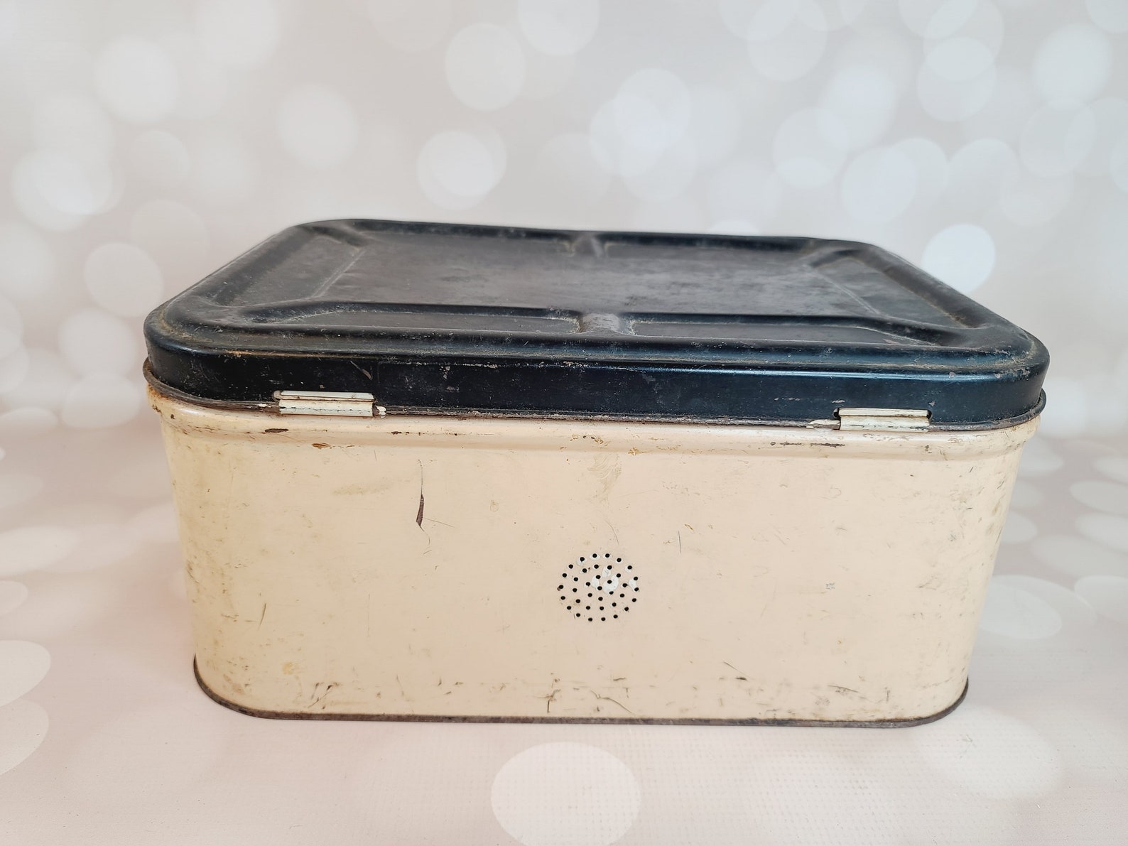 Vintage Metal Bread Box - Etsy