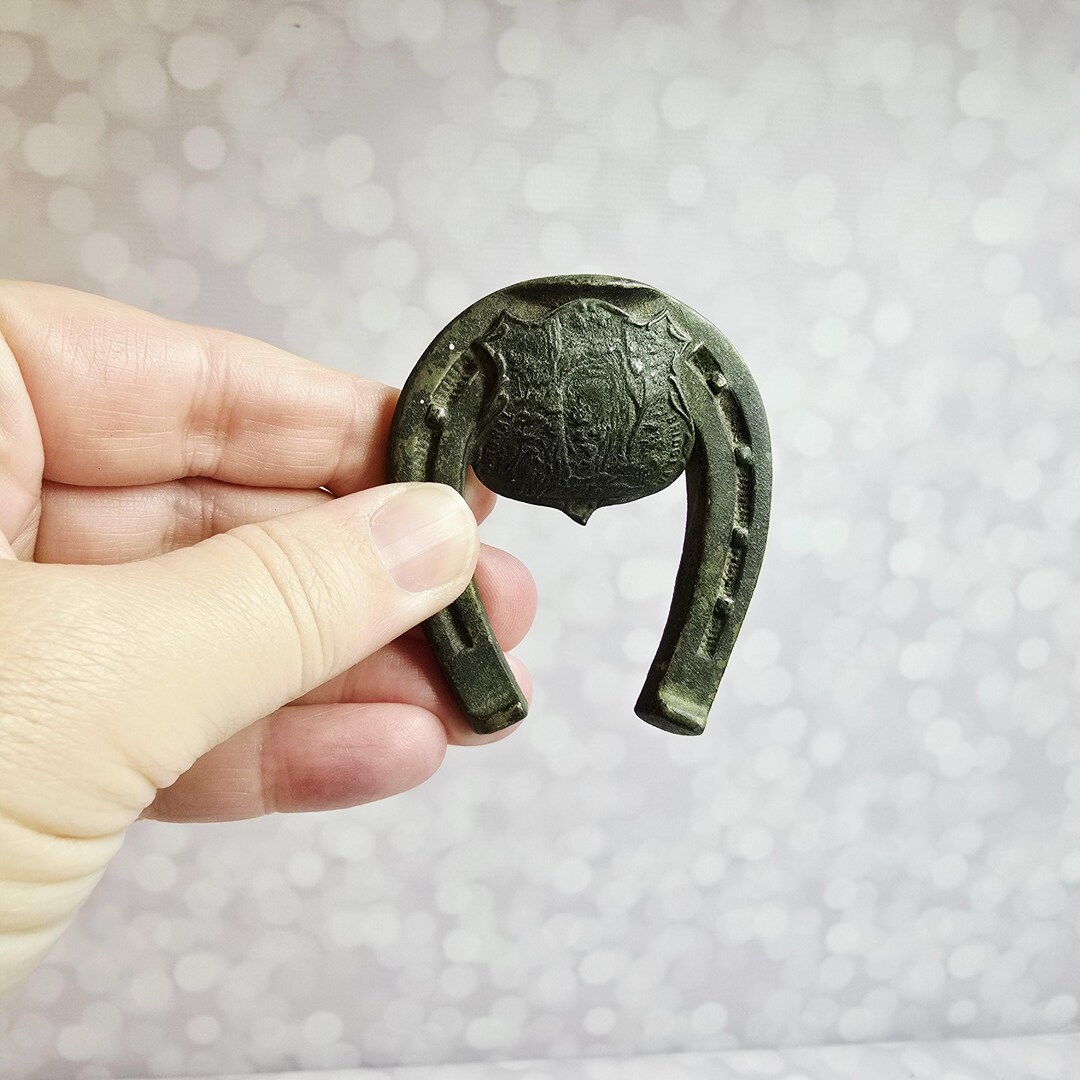 Vintage Natural Bridge Horse Shoe Souvenir Paperweight - Etsy