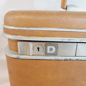 Vintage Train Case - Etsy