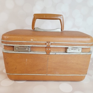 Vintage Train Case - Etsy