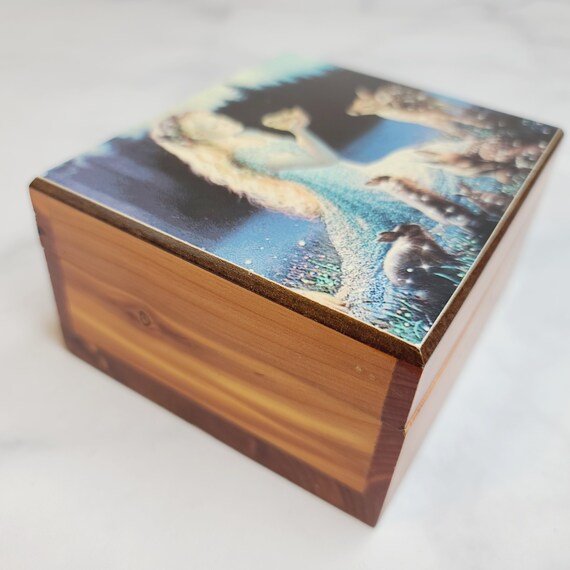 Vintage Wood Cinderella Trinket Box - Gem