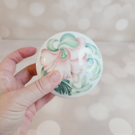 Vintage Limoges Anais Trinket Box - Gem