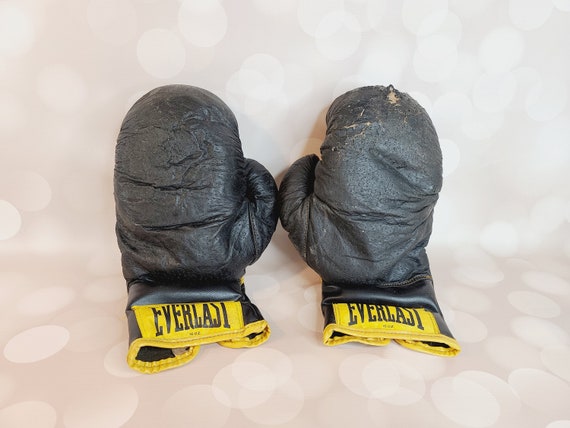 Vintage Everlast Boxing Gloves, Pair - Etsy Vintage Everlast Boxing Gloves, Pair - Etsy