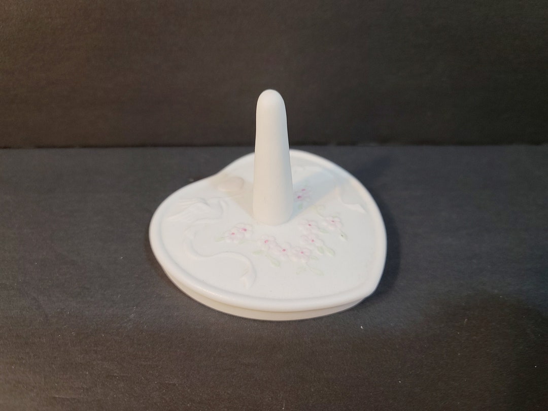 Vintage Ring Holder, Heart - Etsy
