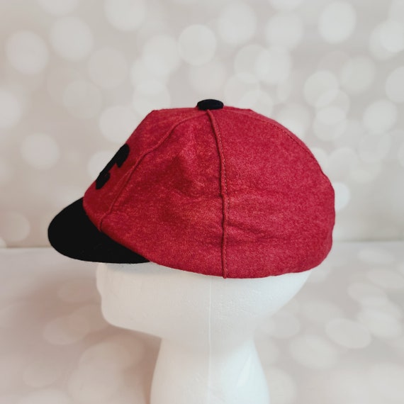 Vintage Maroon Felt Baseball Cap with C - Gem