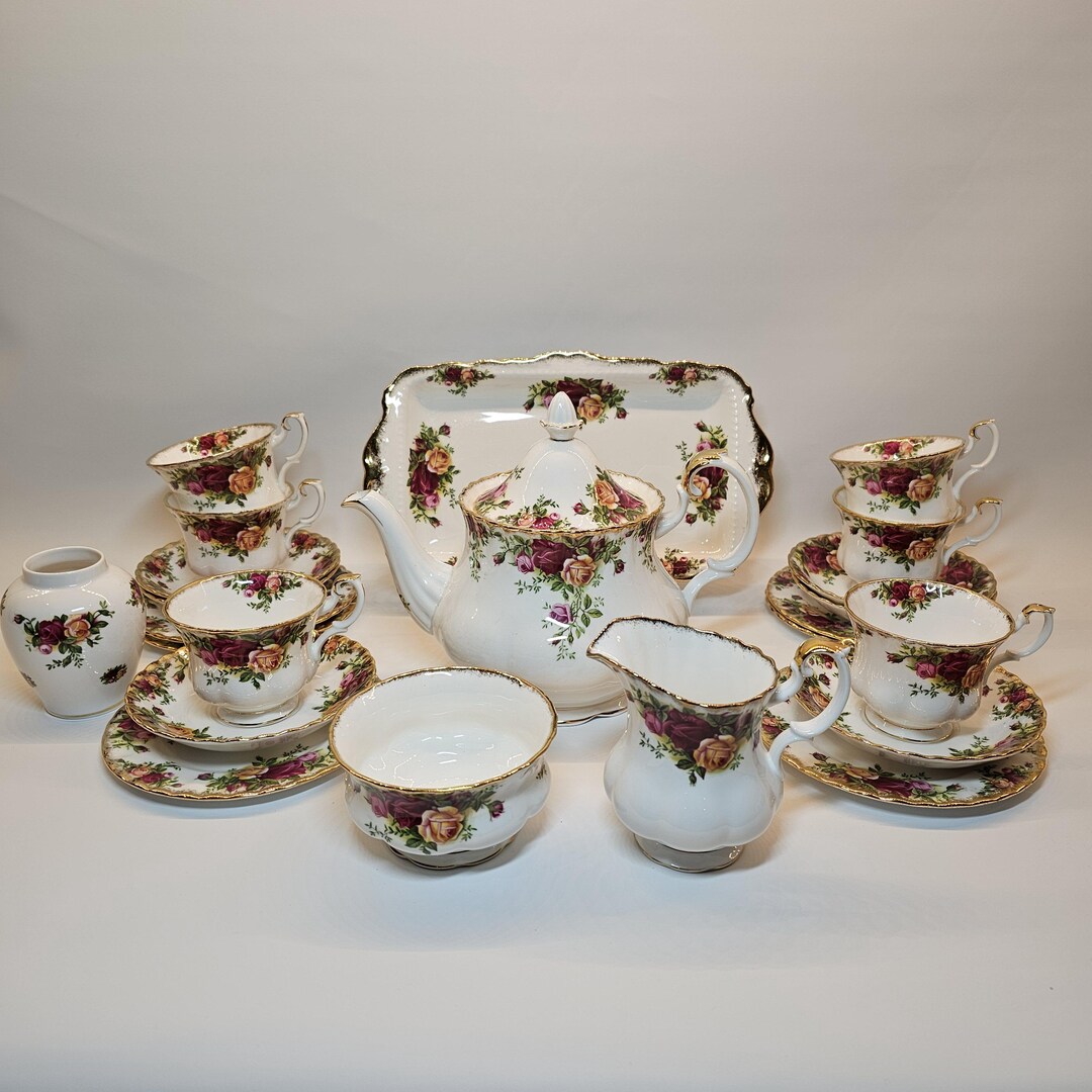 Royal Albert Old Country Roses Tea Set Complete Bonus Bud Flower Vase ...