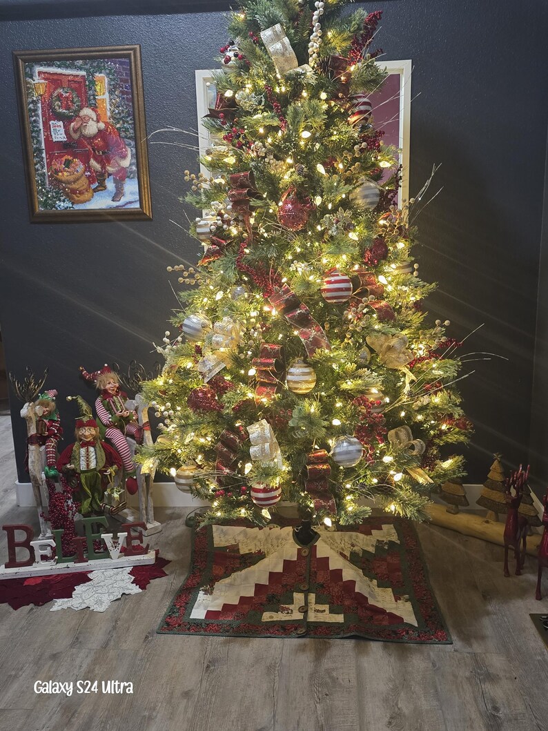 Tree Skirt, Square Made With 256 Squares Light Maroon, Green, White ...