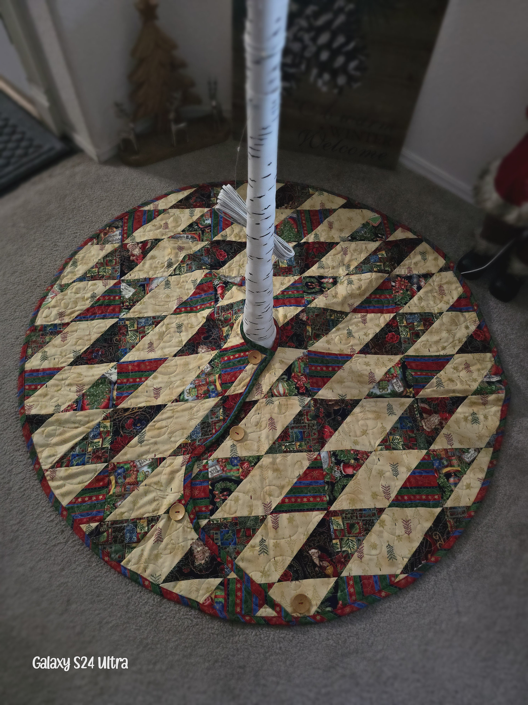 Tree Skirt, Handmade Quilted, Material is Cotton, Older Christmas ...