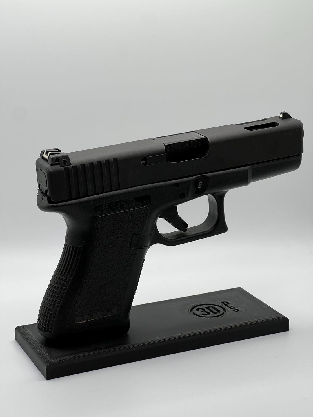 3D Printed Pistol Stand: Universal Fit, Standard Frame - Etsy
