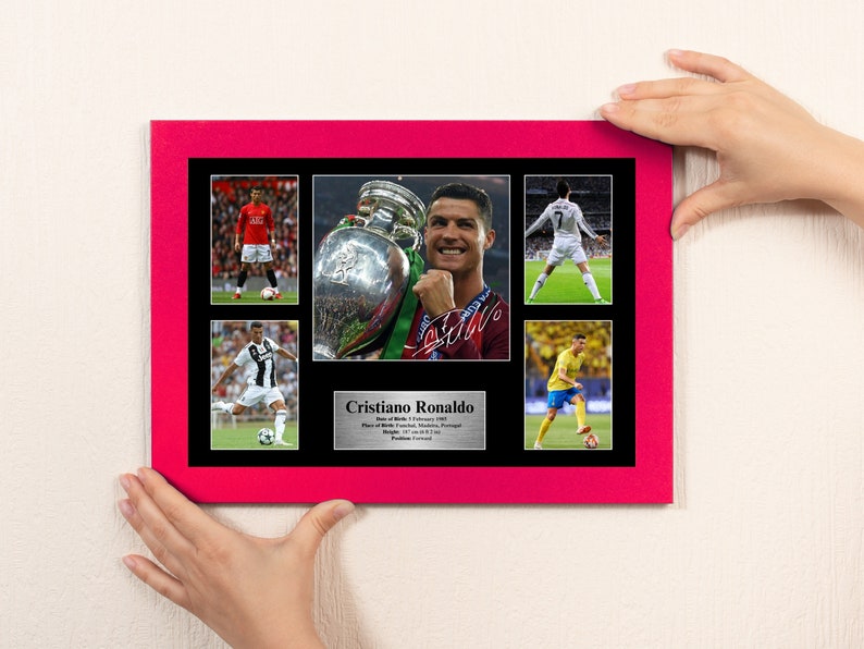 Ronaldo Signed Poster, Printable Soccer Wall Art Gift, Room Decor, CR7 ...