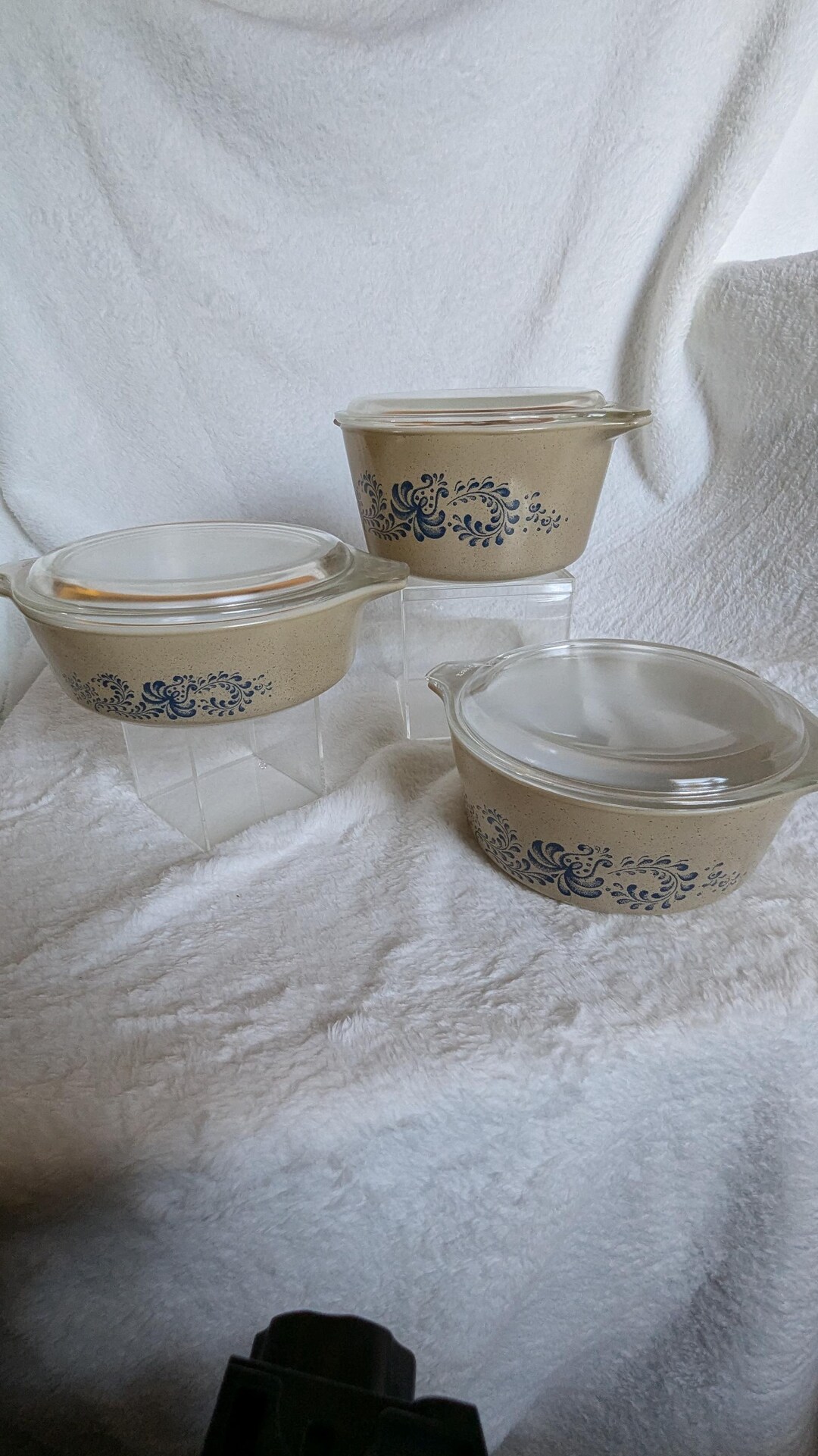 1970's Vintage Pyrex Round Casserole 3 Piece Set Beige Blue Homestead ...