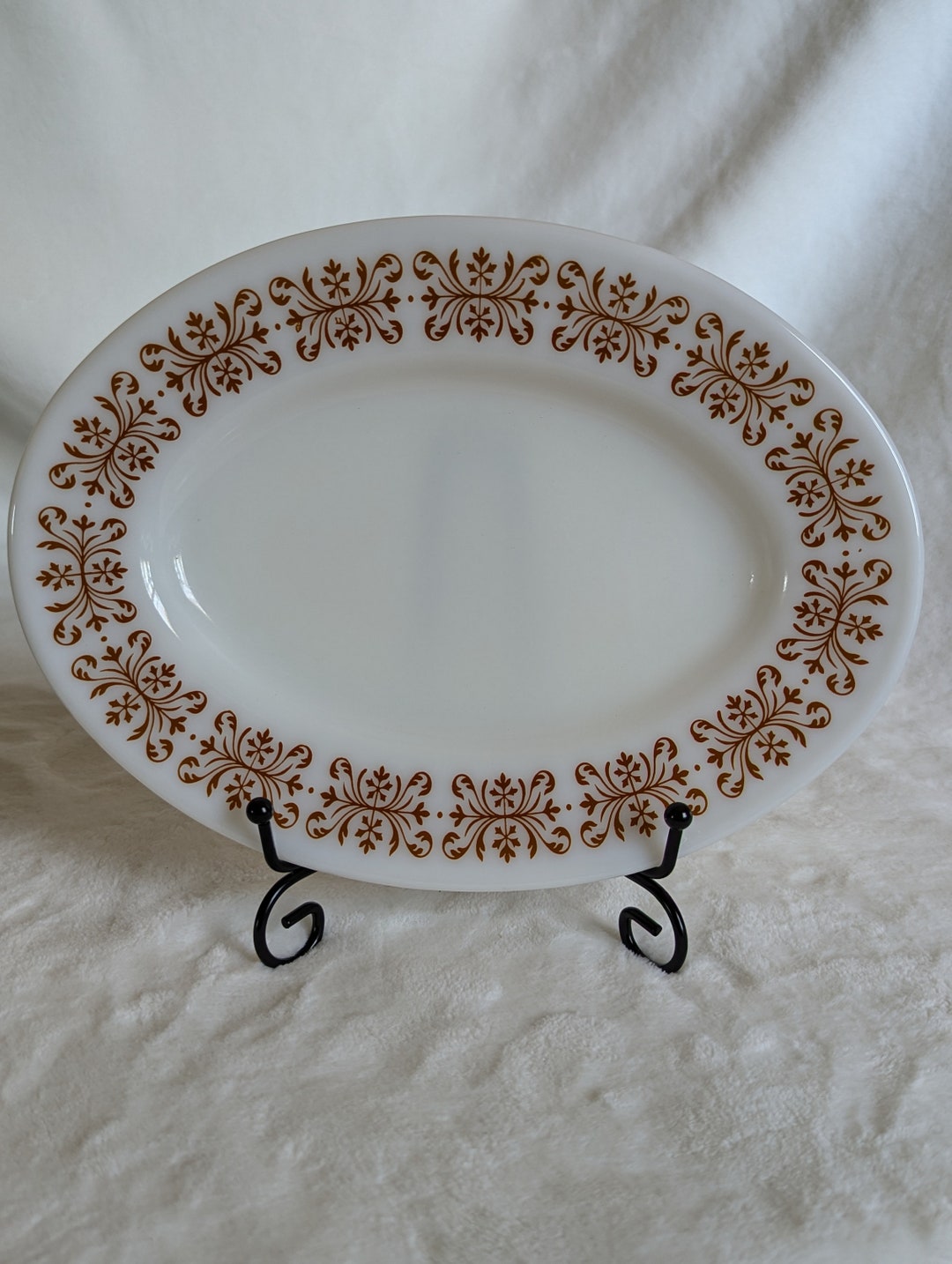 Vintage PYREX TABLEWARE by Corning Made in USA Milk Glass Copper ...