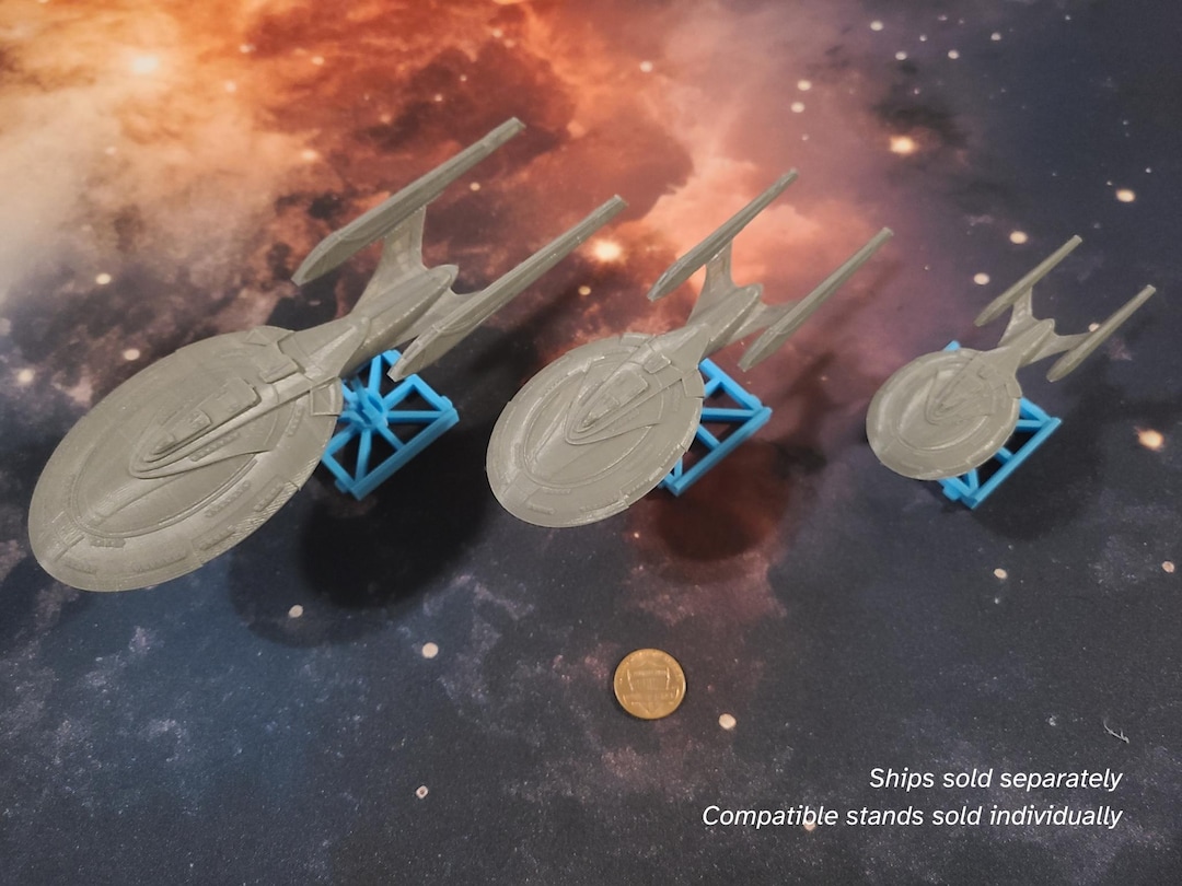UFP Starship Miniature - Sovereign Class - Star Trek - Attack Wing ...