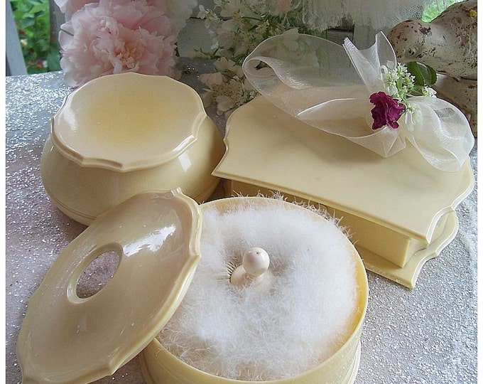 French Ivory Dubarry Pyralin Dresser-vanity Set - Etsy