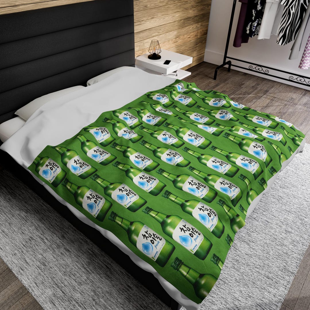 Chamisul Fresh Soju Plush Blanket, Korean Lover Gift, K-drama K-pop ...