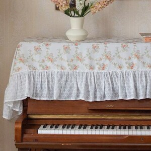 Vintage French Country Style Tablecloth Floral Ruffle Tablecloth ...