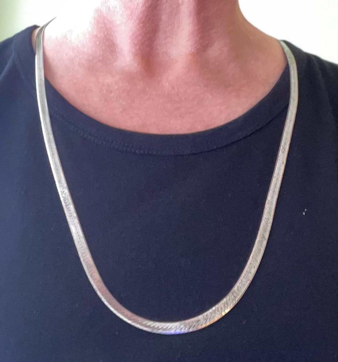 Vintage 30-inch-long Italian Sterling Silver Herringbone Necklace 23.3 ...