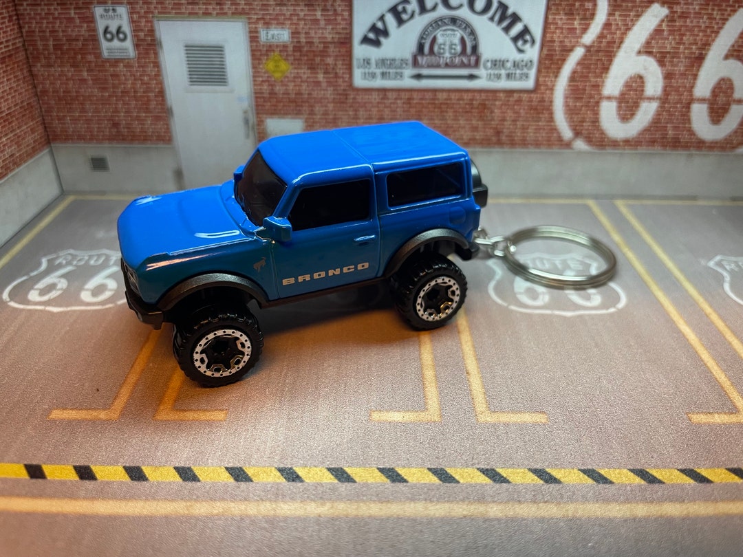 Custom ‘21 Ford Bronco Keychain - Etsy