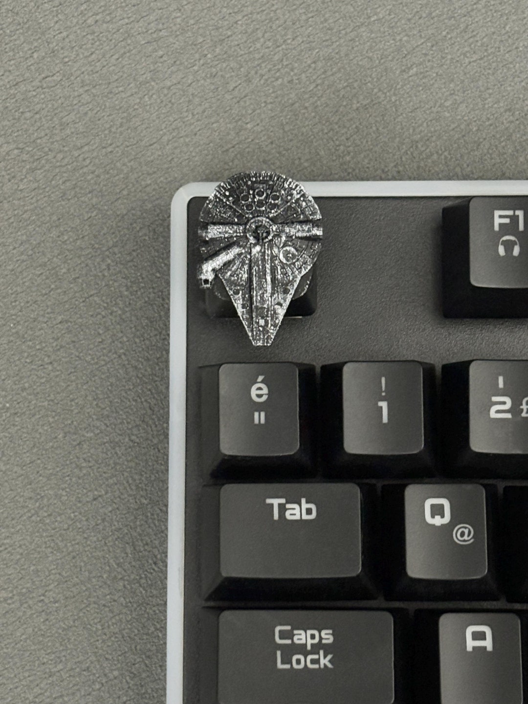 Millennium Falcon Artisan Keycap, Custom Resin Cast Keycap for ...