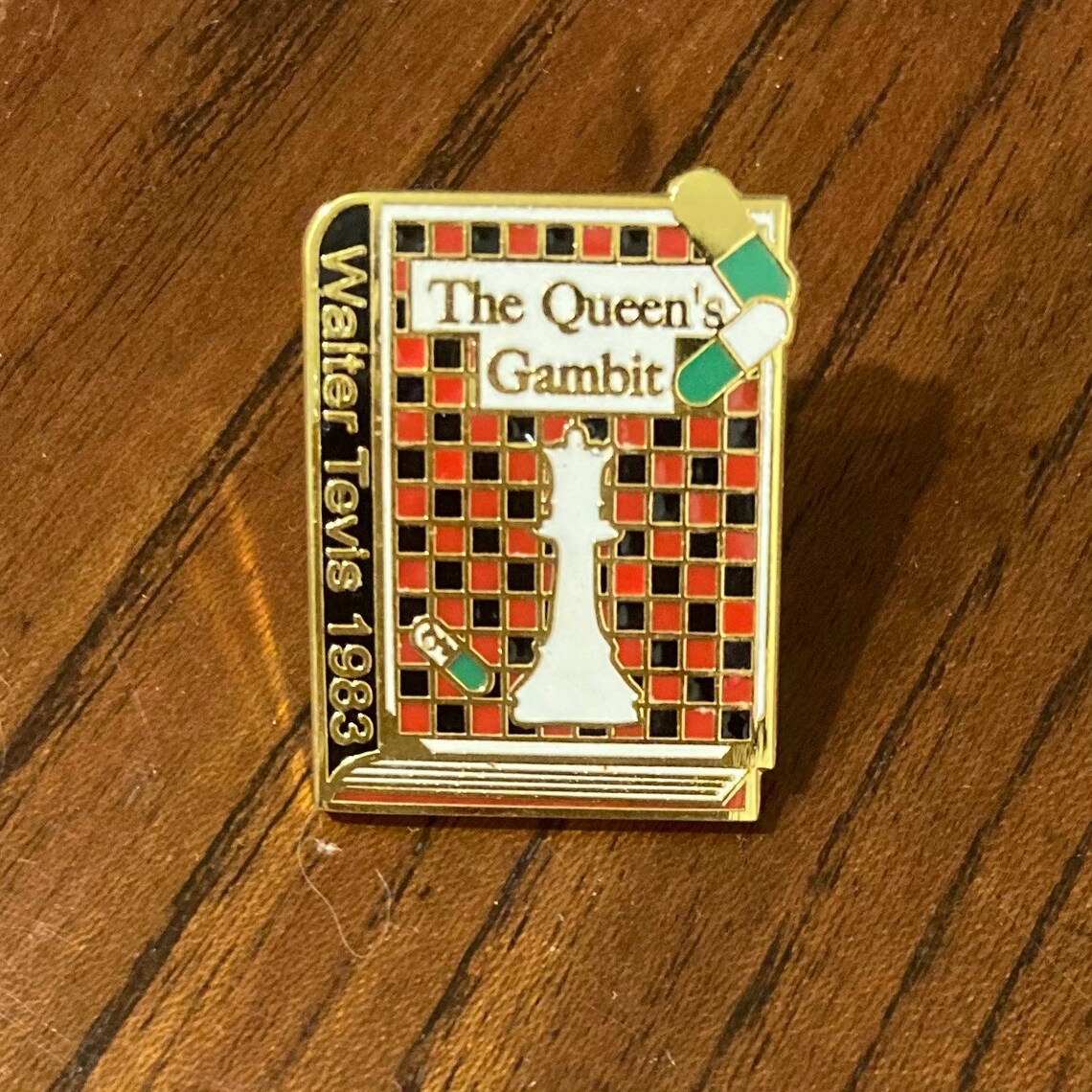 Queen’s Gambit Pin - Etsy