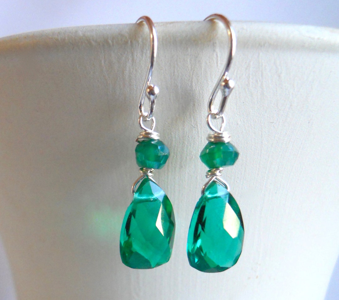 Emerald Green Pyramid Quartz Earrings, Style Mini Cleo Goddess ...
