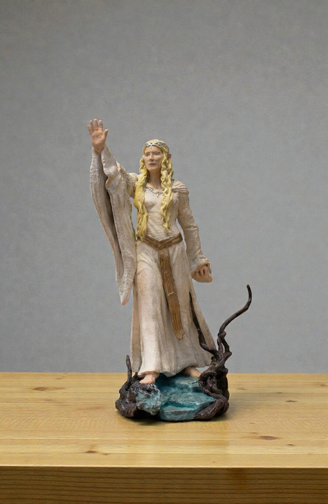 Galadriel Figurine – Lord of the Rings Collectible Statue, Hand Painted ...