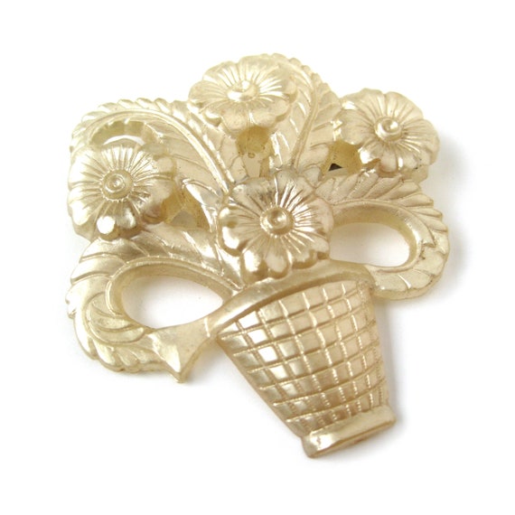1940s Celluloid Flower Brooch: Pearlized Spring Bouqu… - Gem