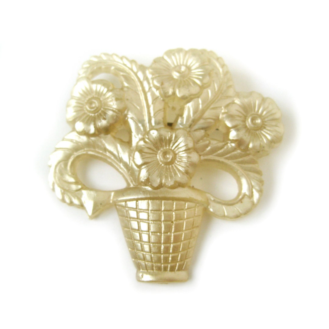 1940s Celluloid Flower Bouquet Brooch, Spring Bouquet Garden Theme ...