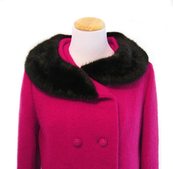 1960s Wool Suit in Raspberry Pink with Mink Collar, S… - Gem