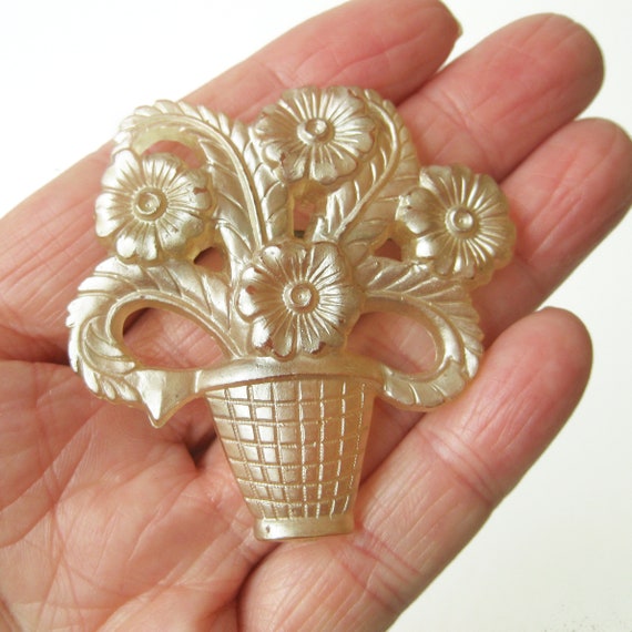 1940s Celluloid Flower Brooch: Pearlized Spring Bouqu… - Gem